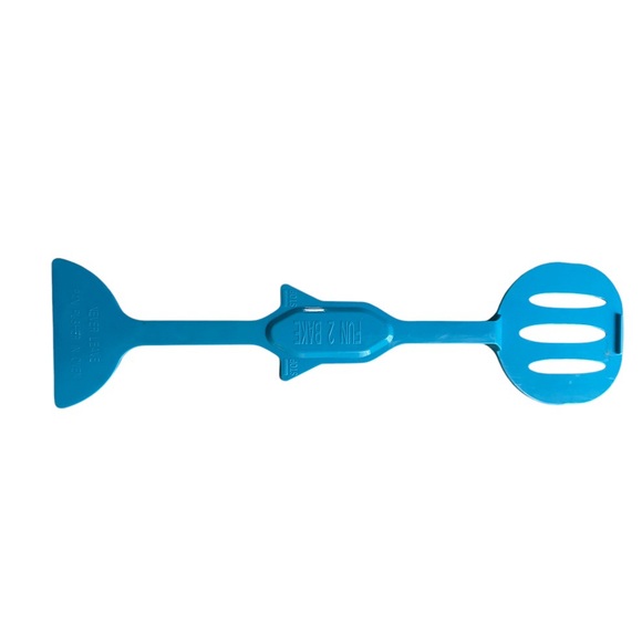 Hasbro | Toys | Easy Bake Fun 2 Bake Oven Spatula Pan Pusher Blue ...